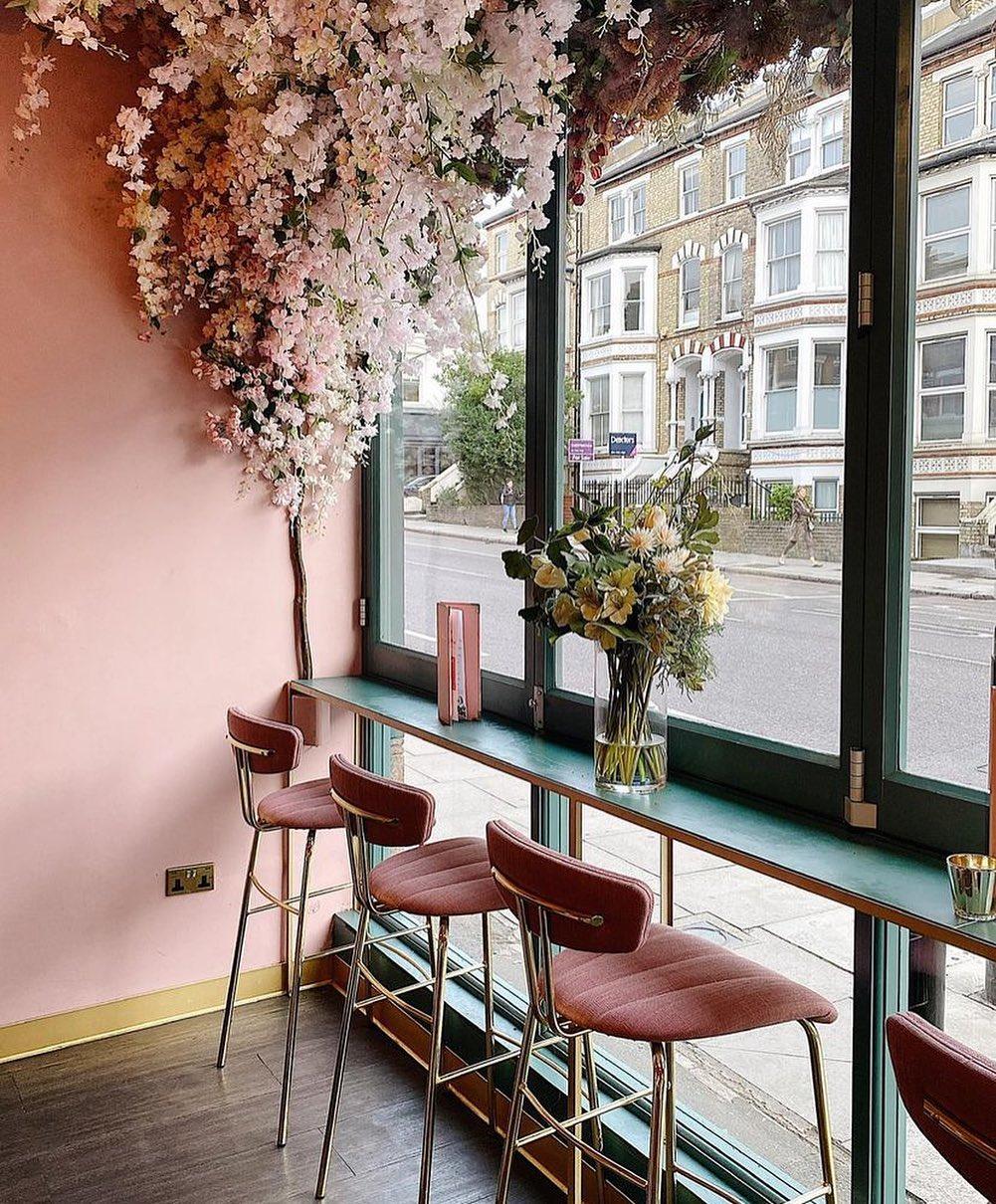 Best Cocktail Bars in Clapham this Pingmas!