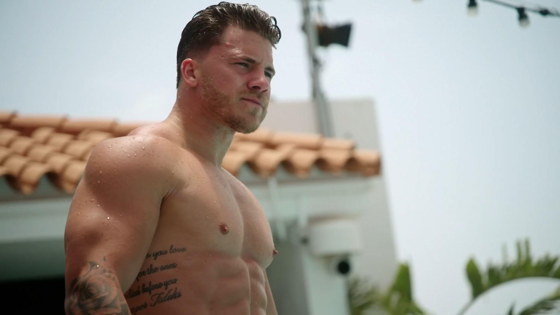 Ping Presents: Are You The One's Muscle Machine Will Gagnon